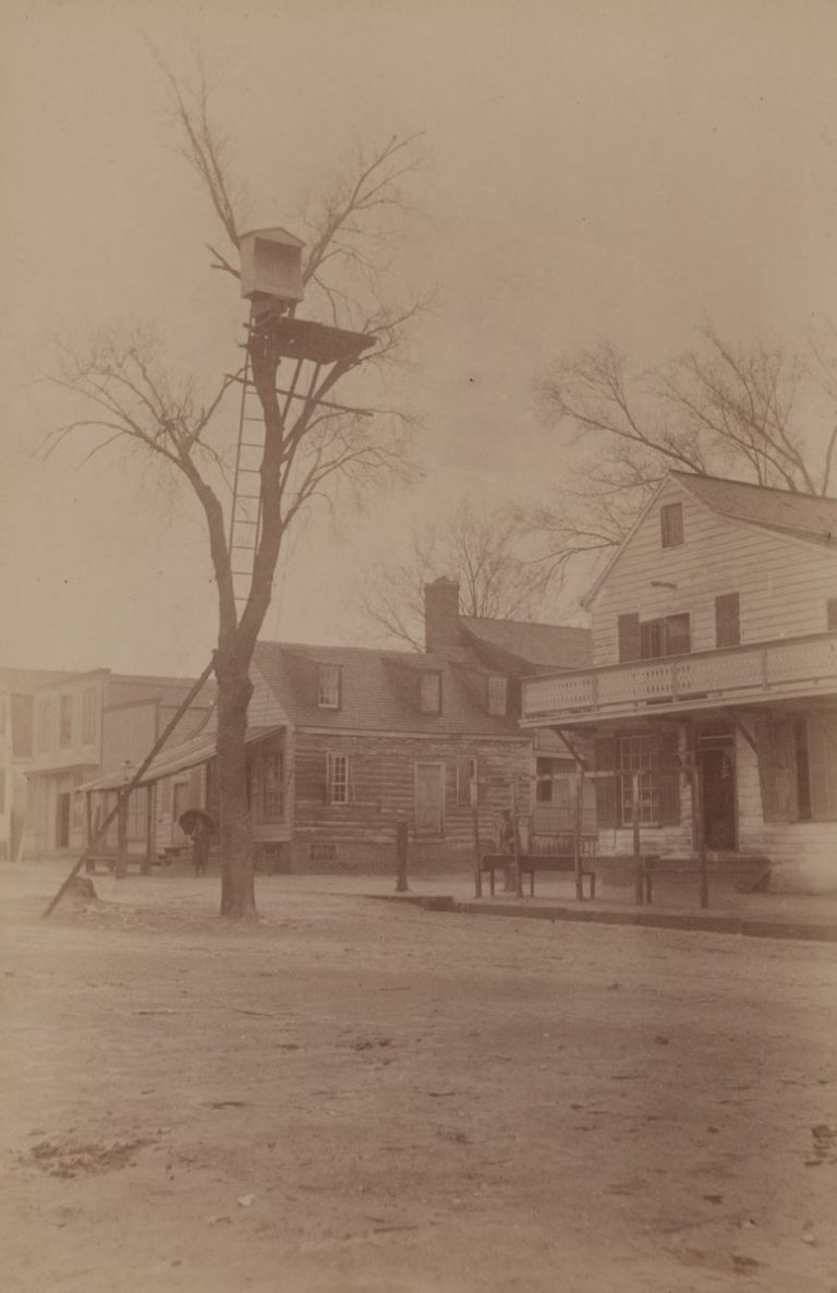 Behind NC coast's range lights, buoy depots, gas works | Coastal Review